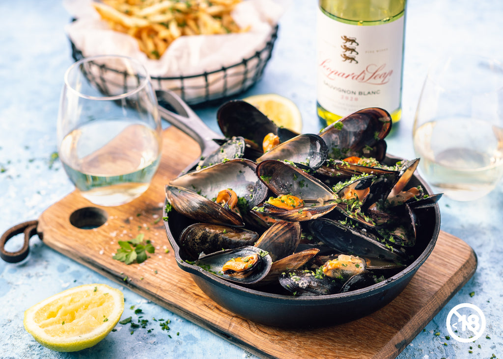 Belgium style mussels with potato fries – Leopards Leap